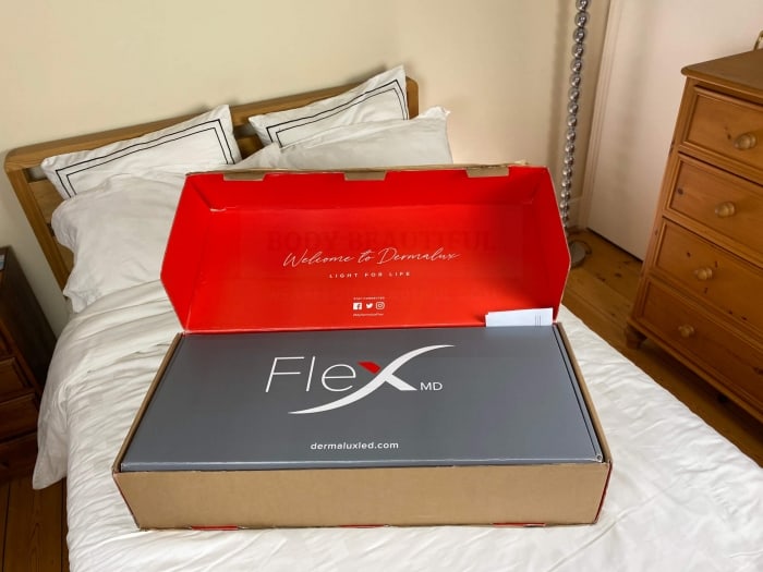 Dermalux Flex MD review: before vs after light therapy